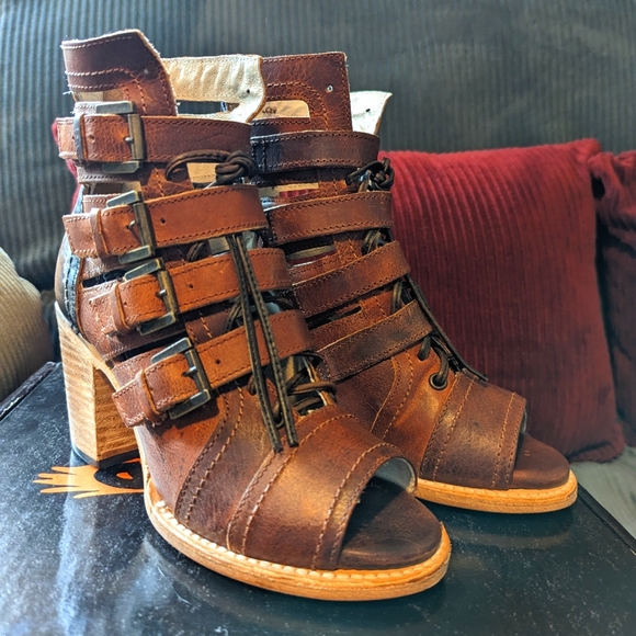 Freebird by Steven | Shoes | Nib Freebird Braeden In Cognac | Poshmark
